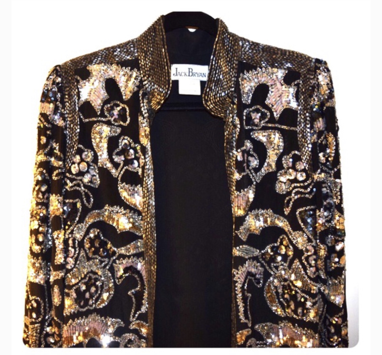 Sequins Anyone? | 6 Vintage Sequin Styles To Slay The Streets - Key to ...