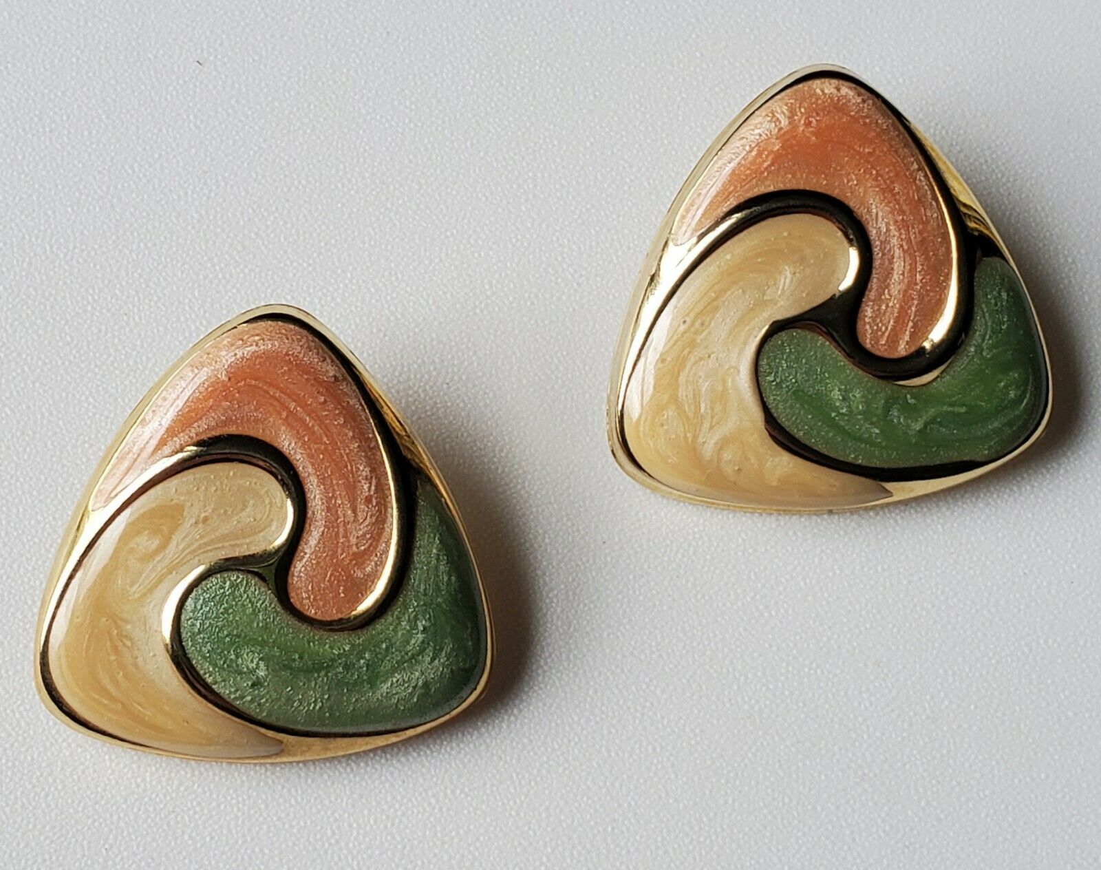 12 Vintage Earrings You Need In Your Jewelry Box - Key to Fashion