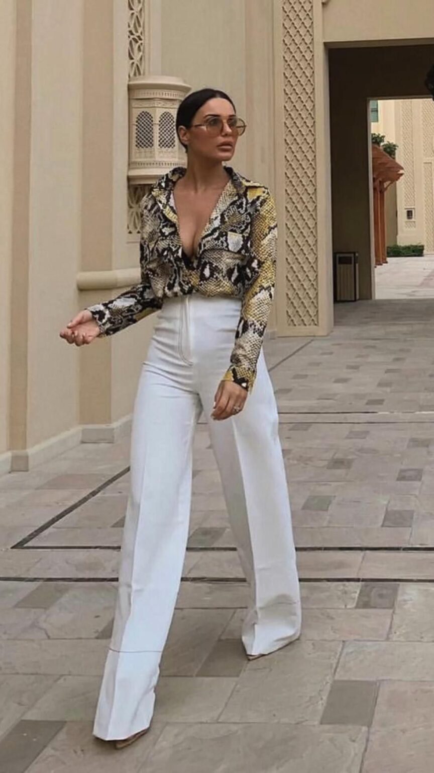 How To Style Wide Leg & Flare Pants: A Visual Guide - Key to Fashion