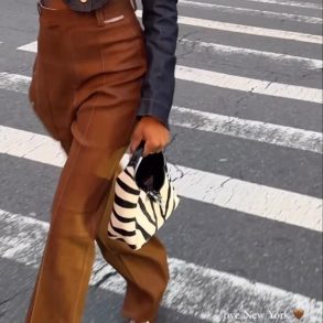 The 80s/90s Suede Denim That Your Wardrobe Needs - Key to Fashion