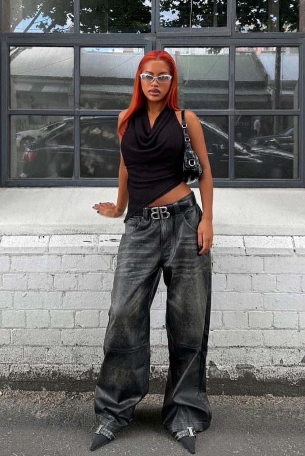 How To Style Baggy Jeans - Key to Fashion